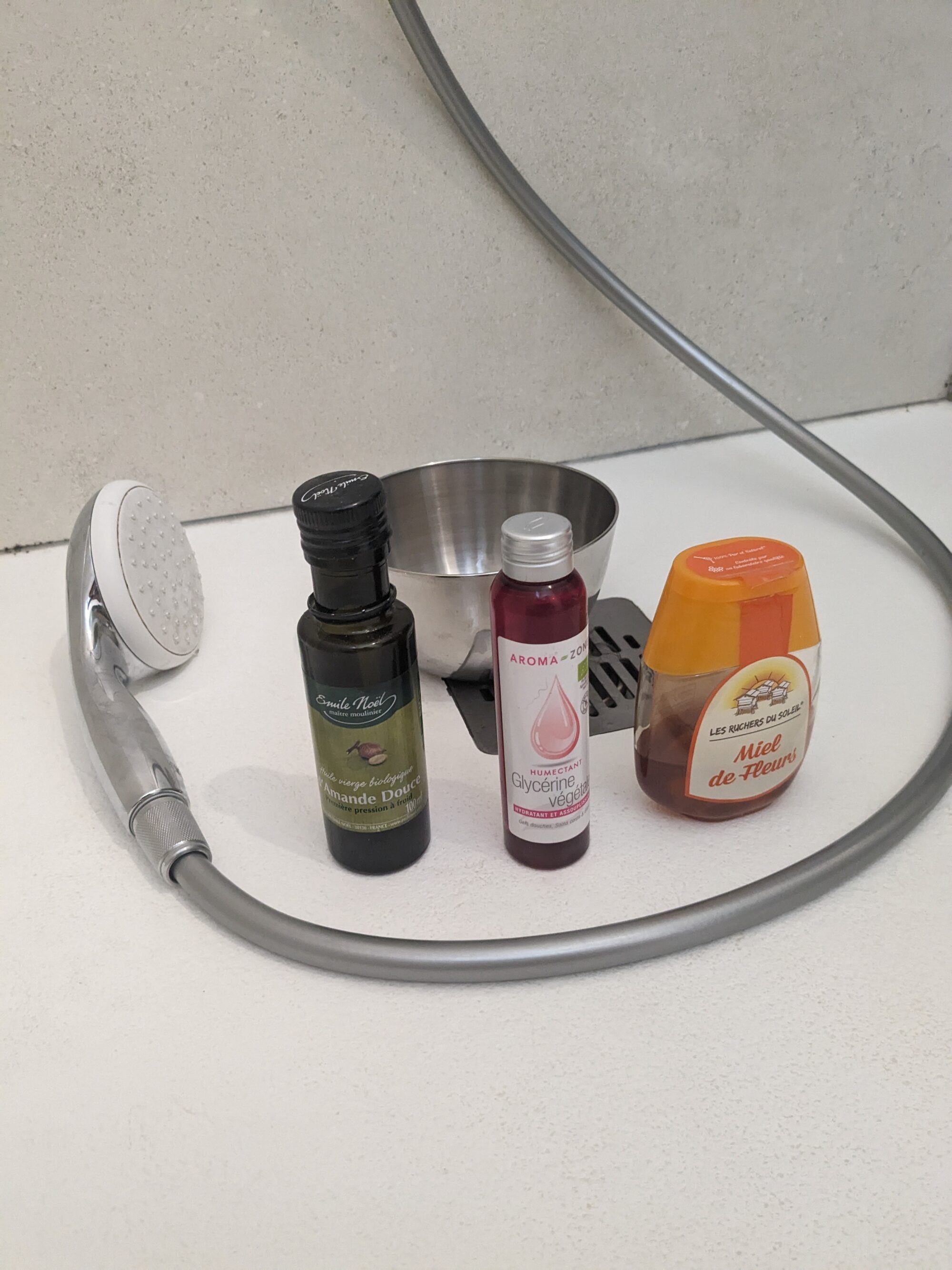 Gel douche maison qui mousse : Recette naturelle et facile